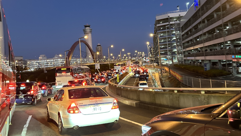 羽田空港駐車場を賢く利用！高級車・外車オーナーのための徹底解説！ - 羽田空港駐車場INFO